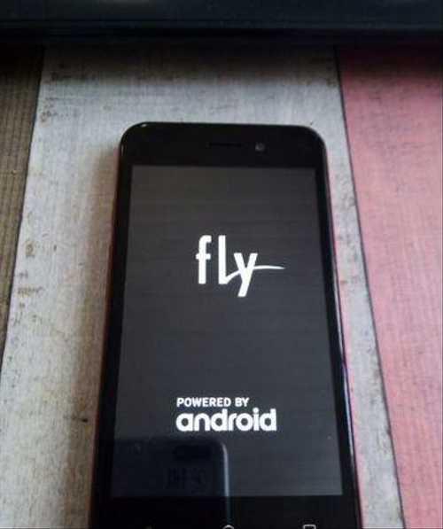 Смартфон Fly 5s 4G/LTE в идеальном состоянии