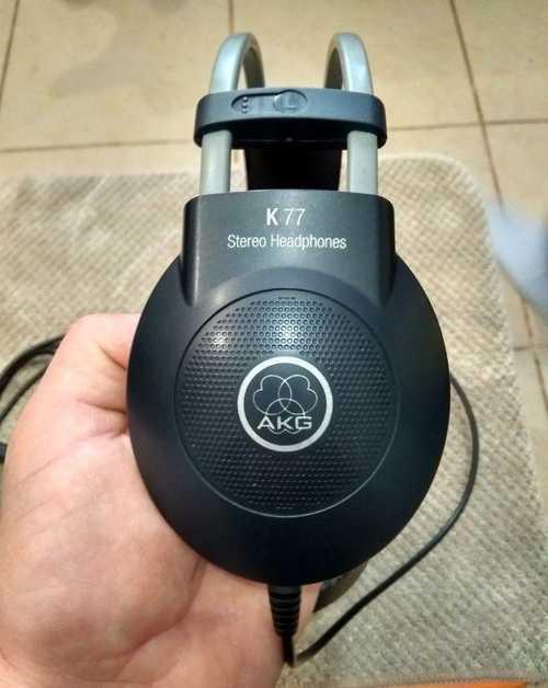 Динамические наушники AKG K77 Pro