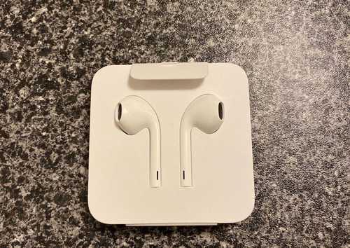 Наушники Apple earpods lightning