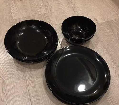 Черные тарелки IKEA