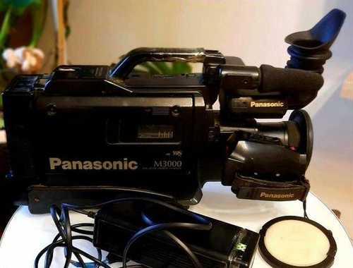 Видеокамера Panasonic m3000 с блоком питания
