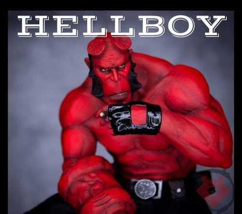 Hellboy и другие фигурки