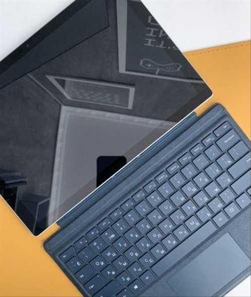 Microsoft Surface Pro 5 i5/256Gb/8Gb