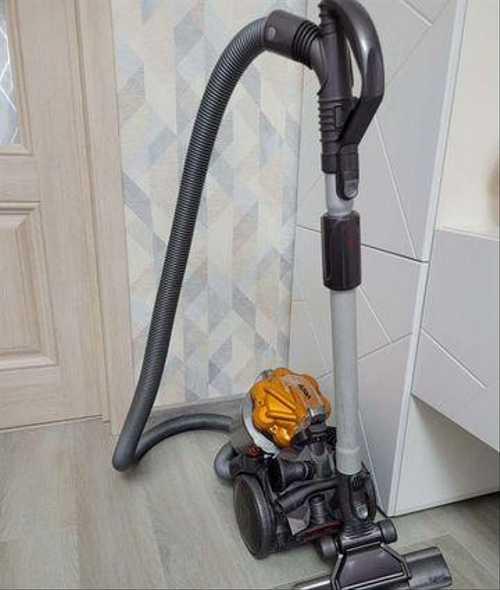 Пылесос dyson DC19