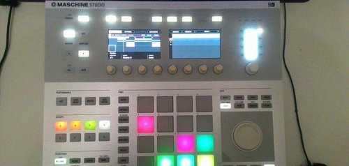 Native Instruments Maschine Studio