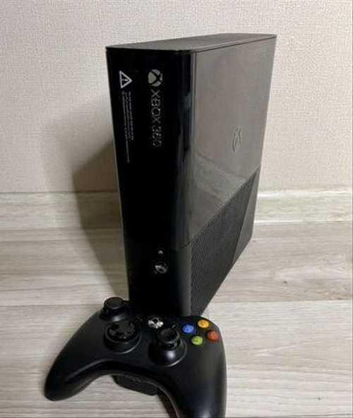 Xbox 360e 500Gb + 15 игр