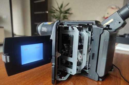 Видеокамера JVC GR-SXM30ER