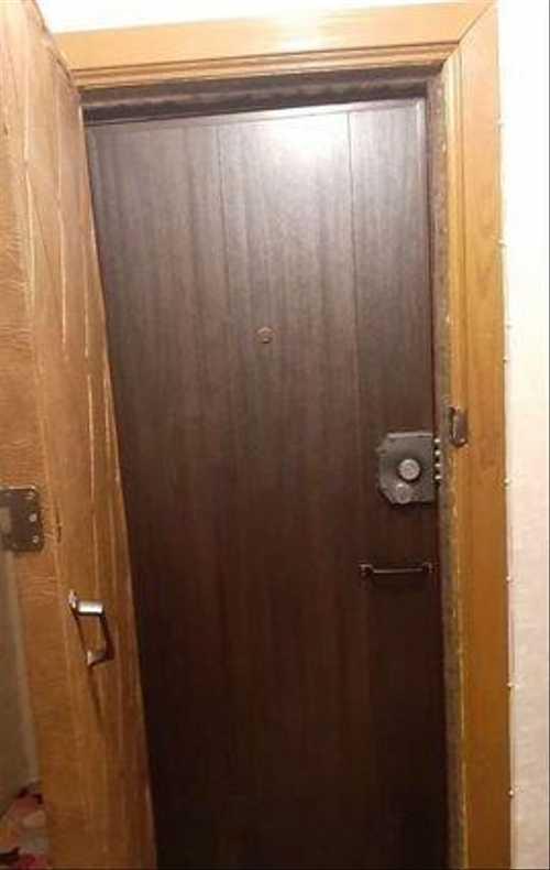 Дверь входная металлическая с фрамугой
