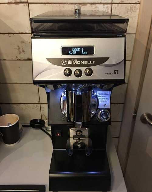 Кофемолка Simonelli mythos one