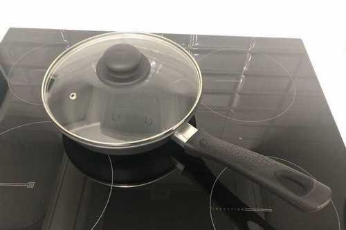 Сковорода с антипригарным покрытием с крышкой d22
