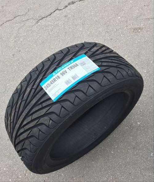 Китайская резина 18. Triangle tr968 245/45 r18 96v. Триангл 245/45/18 елочка. Триангл шины 245/45/18 лето. Резина Триангл r16 елочка.