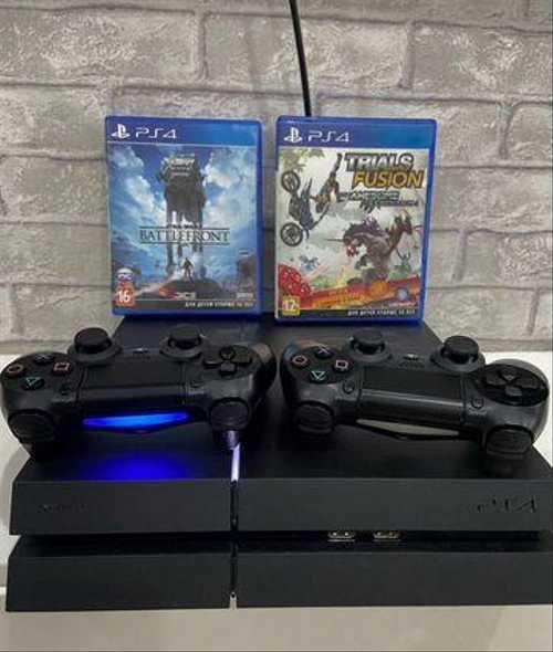 Sony playstation 4 + 2 джойстика