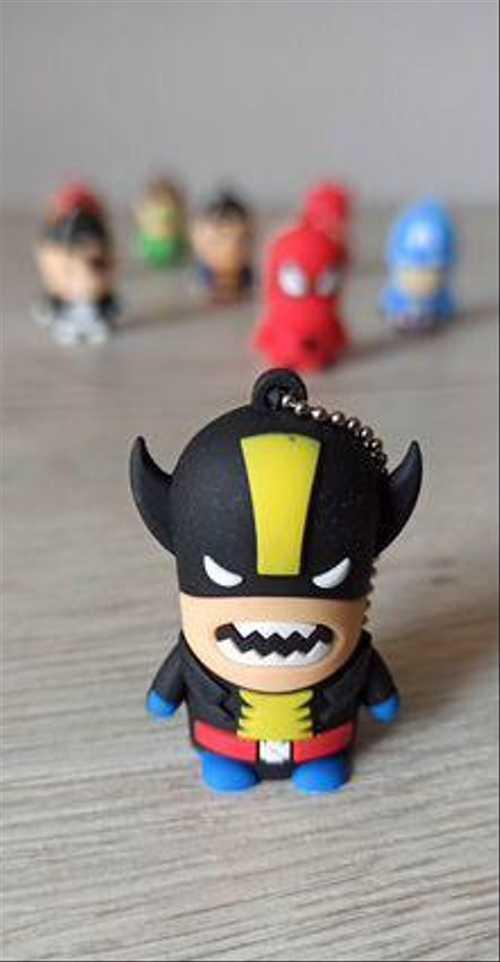 USB флешка брелок - Wolverine