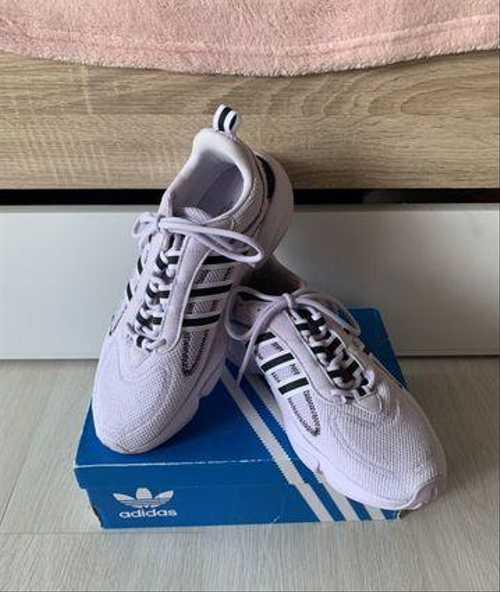 Кроссовки adidas Haiwee