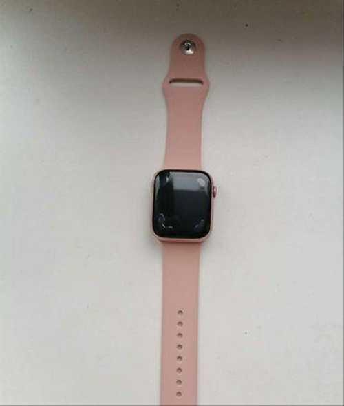 Apple watch w26