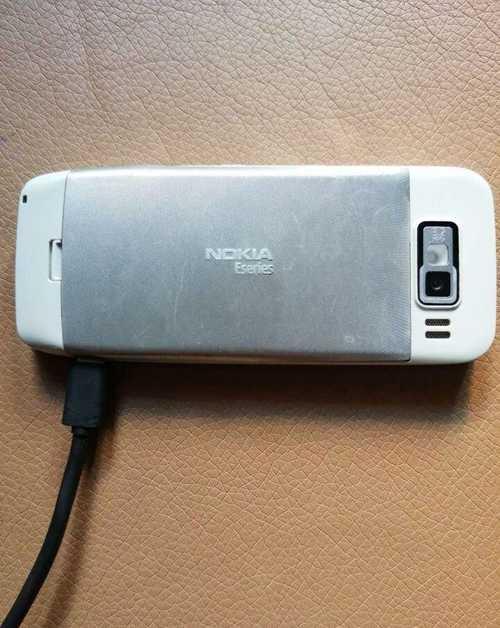 Телефон Nokia e52