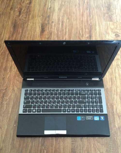 15.6" Ноутбук SAMSUNG NP-RC530-S05RU (HD)