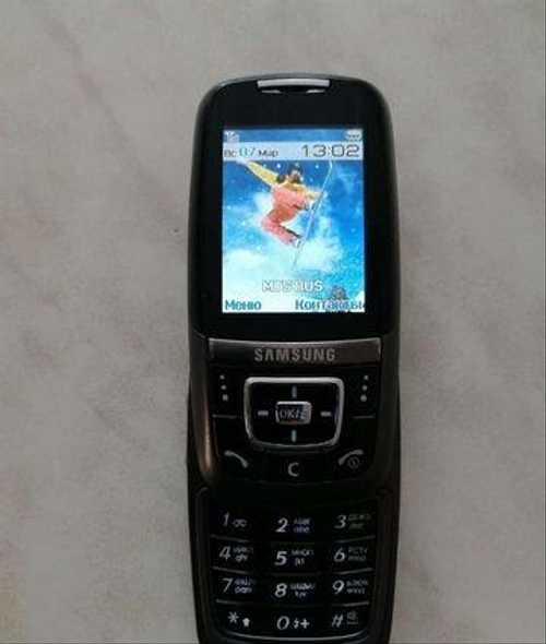 Телефон Samsung sgh d600