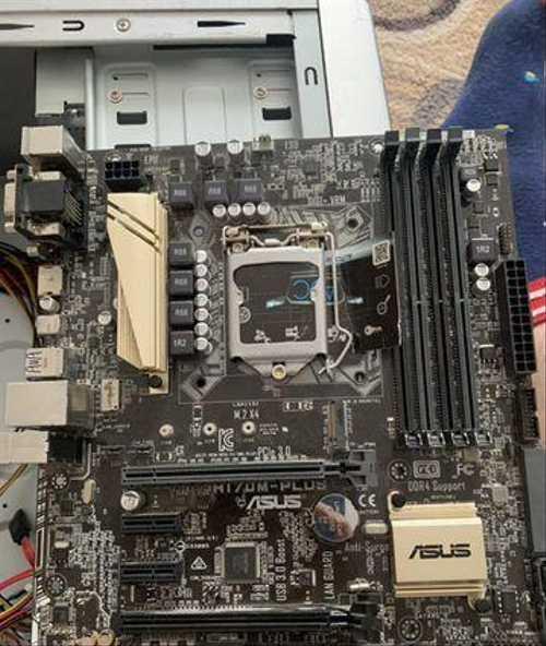 Материнская плата asus H170M-Plus