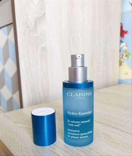 Увлажняющая двухфазная сыворотка Clarins