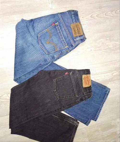 Оригинальные джинсы Levi's 30 размера