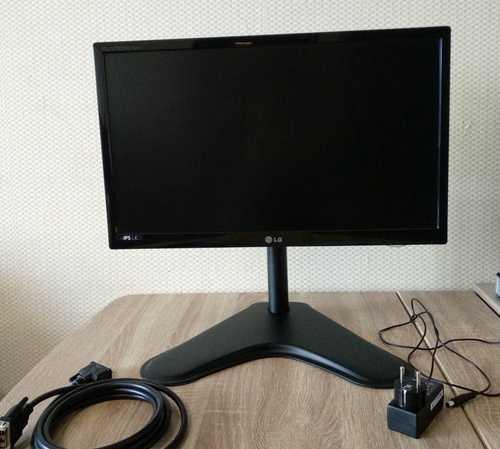 Монитор 21.5" LG IPS224T-PNA