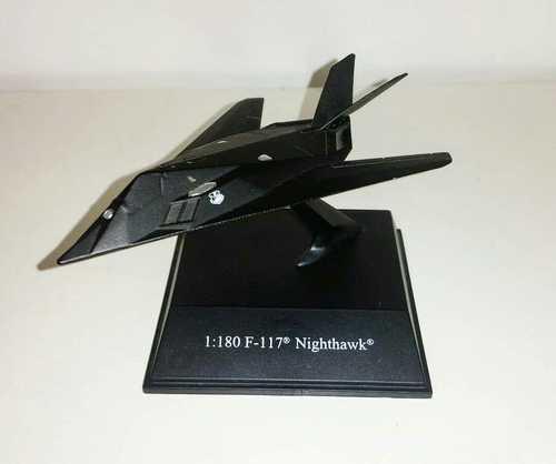 Модель Самолета F-117 Nighthawk М 1:180