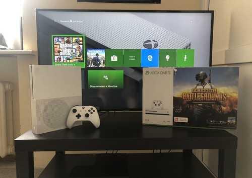 Xbox One S 1tb белый