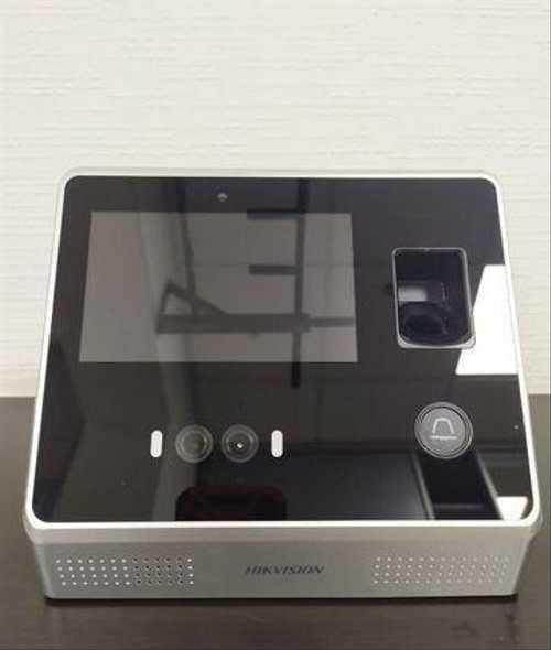 Hikvision DS-K1T605MF Face Recognition Terminal