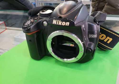 Nikon D5000 Body