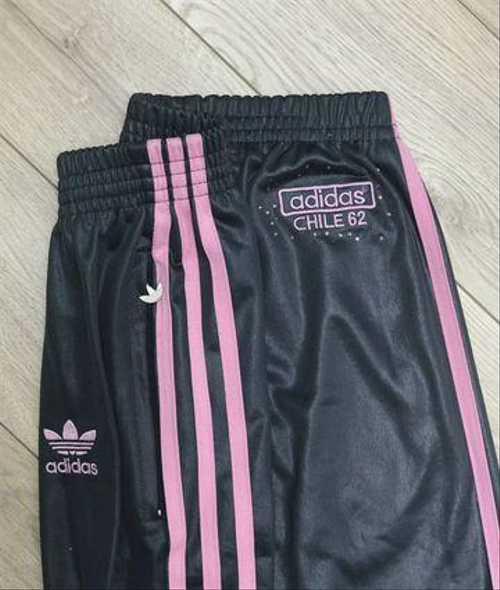 Штаны adidas chile 62 limited (размер M)