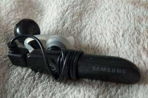 Мобильная гарнитура Samsung