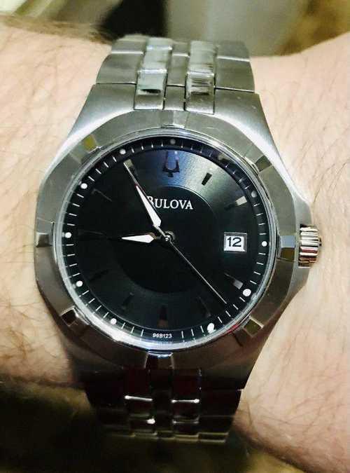 Наручные часы Bulova 96B123