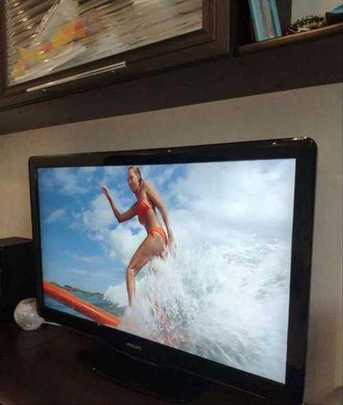 ЖК Телевизор philips 42"