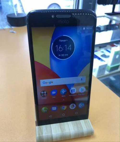 Телефон moto e4 plus