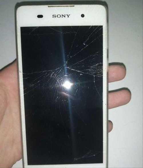 Телефон Sony Xperia Е5