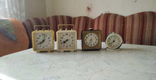 Часы будильники старинные