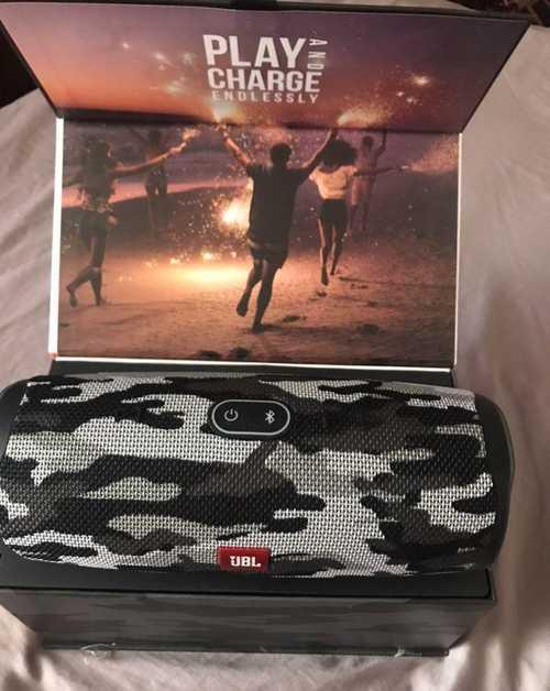 JBL charge 4