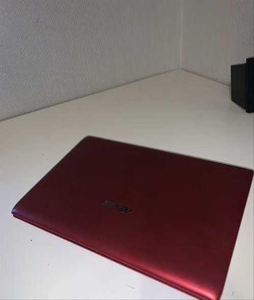 Нетбук Asus 1225B