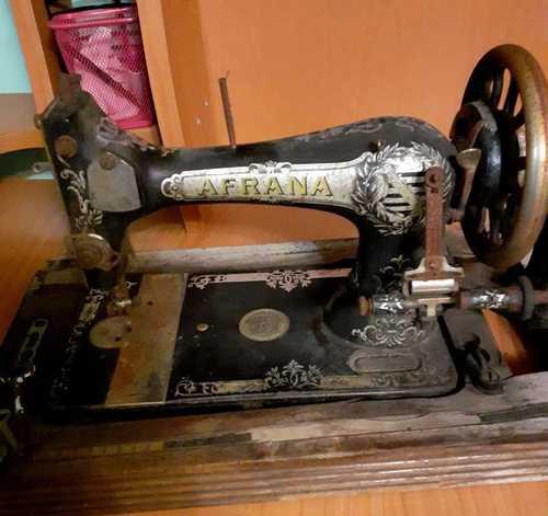 Швейная машина Singer Afrana
