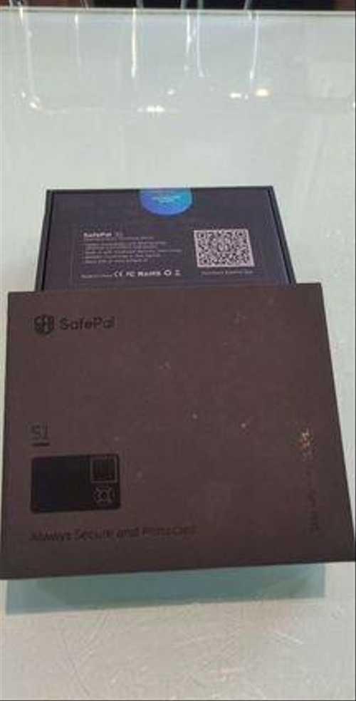 Аппаратный кошелек для криптовалют Safepal S1