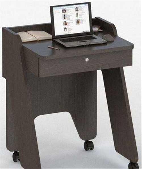 Компьютерный стол мобильный