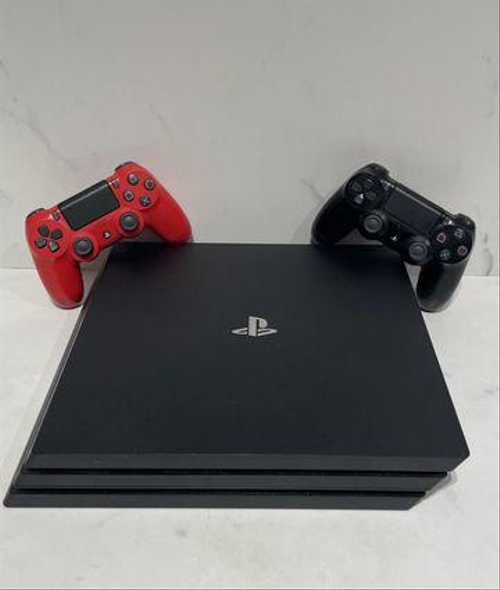 Sony Playstation 4 pro + 1tb SSD, 2 геймпада, игры