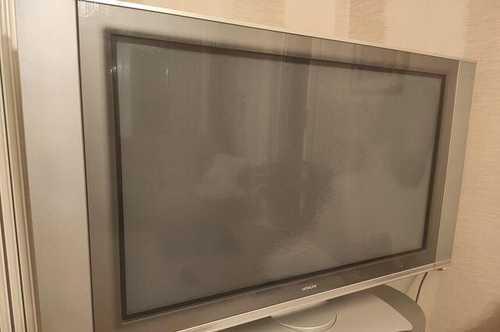 Телевизор hitachi с экраном 42 дюйма (106 см)
