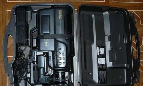 Видеокамера Panasonic M10