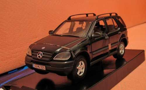 Игрушка модель машины Mercedes Benz ML M 1/24 N45