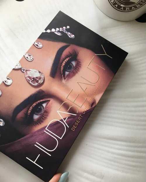 Тени Huda beauty desert dusk