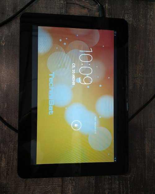 Планшет 10", dns airtab m101w