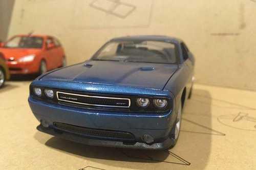 Dodge challenger srt 1/24