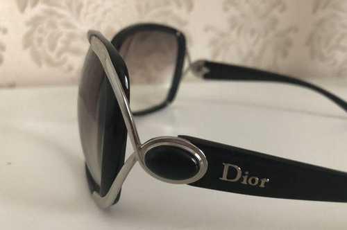 Солнцезащитные очки Dior